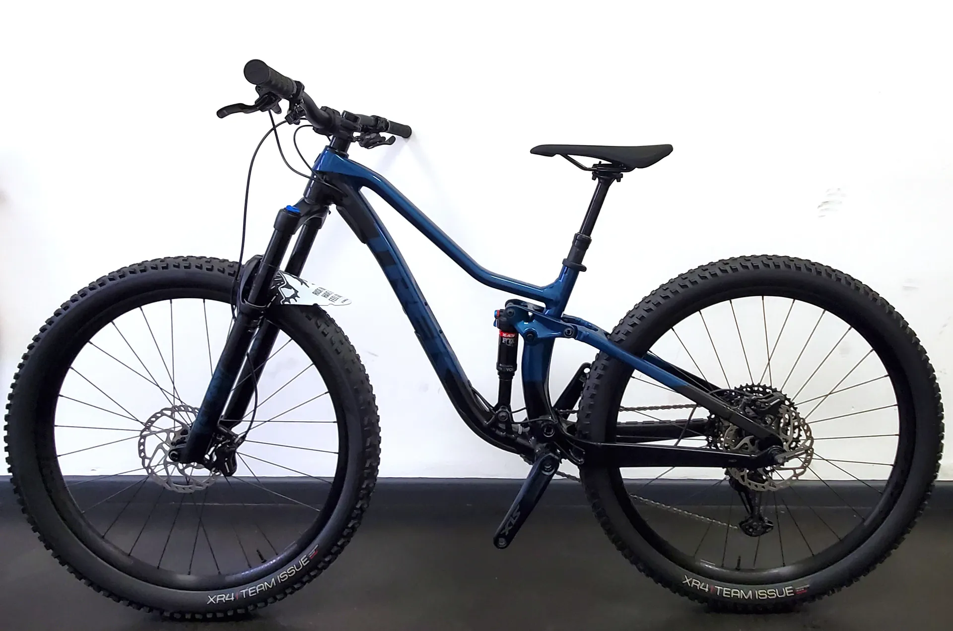 EX DEMO Trek Fuel EX 8 XT Gen 5 29 Full Suspension Mountain Bike Small ...