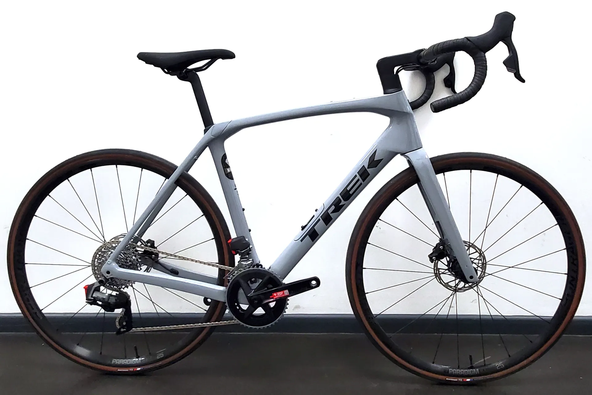 EX DISPLAY Trek Domane SL 6 eTap Gen 4 Carbon Road Bike 56cm 2023 in ...