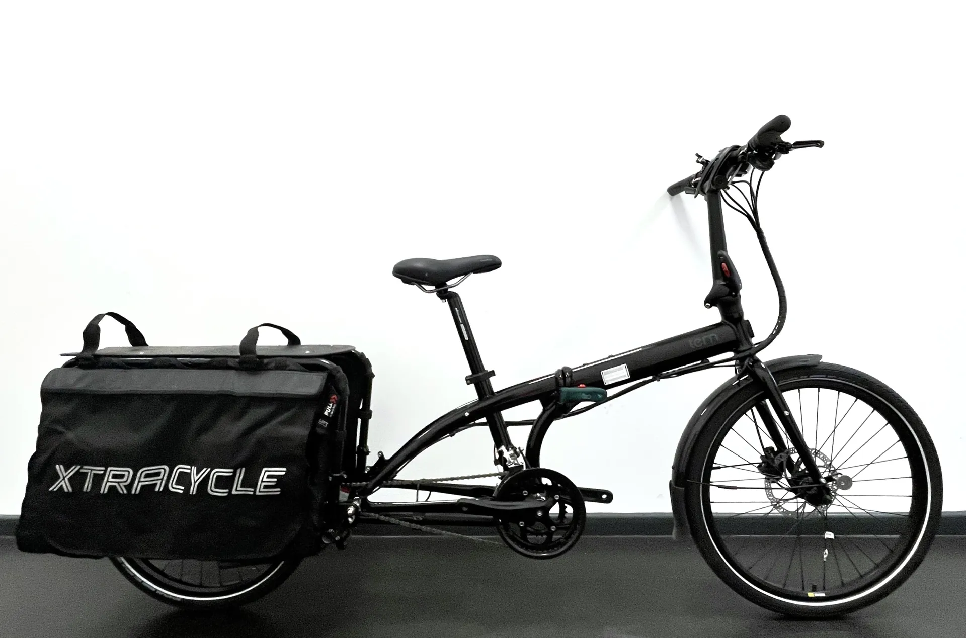 EX-DISPLAY Tern Cargo Node D8 Folding Cargo Bike 2022 in Black