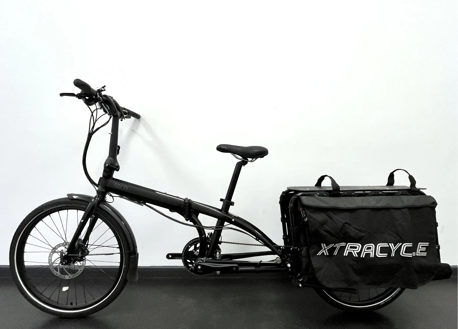 EX-DISPLAY Tern Cargo Node D8 Folding Cargo Bike 2022 in Black