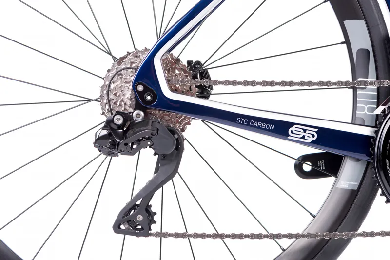 Orro Venturi STC 105 Di2 R800DB Road Bike 2023 in Blue Silver Glo