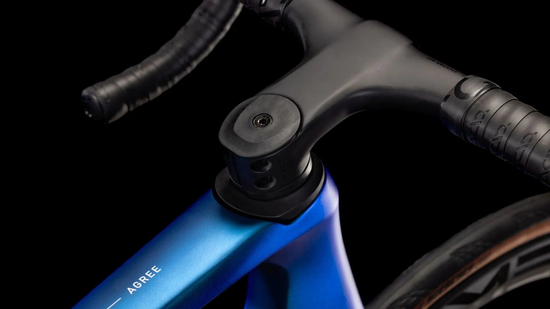 Cube Agree c:62 SLT Road Bike 2025 in Nebula/White