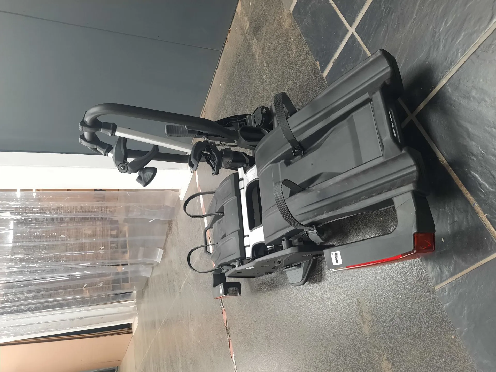 Thule EasyFoldXT 2 Bike Towball Cycle Rack - Ex Display