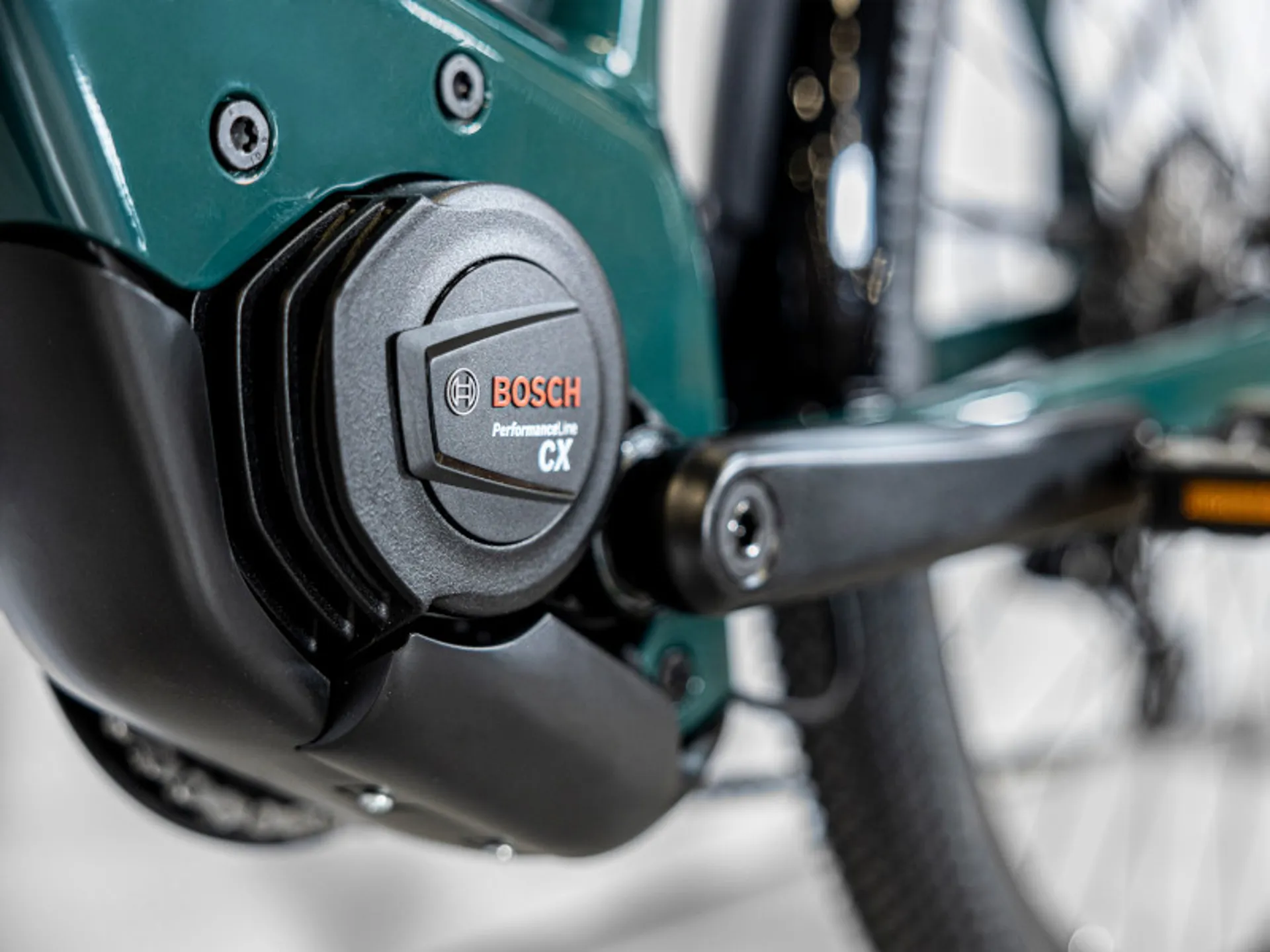 Trek Allant+ 6 545Wh Lowstep Electric Hybrid Bike 2023 in Juniper