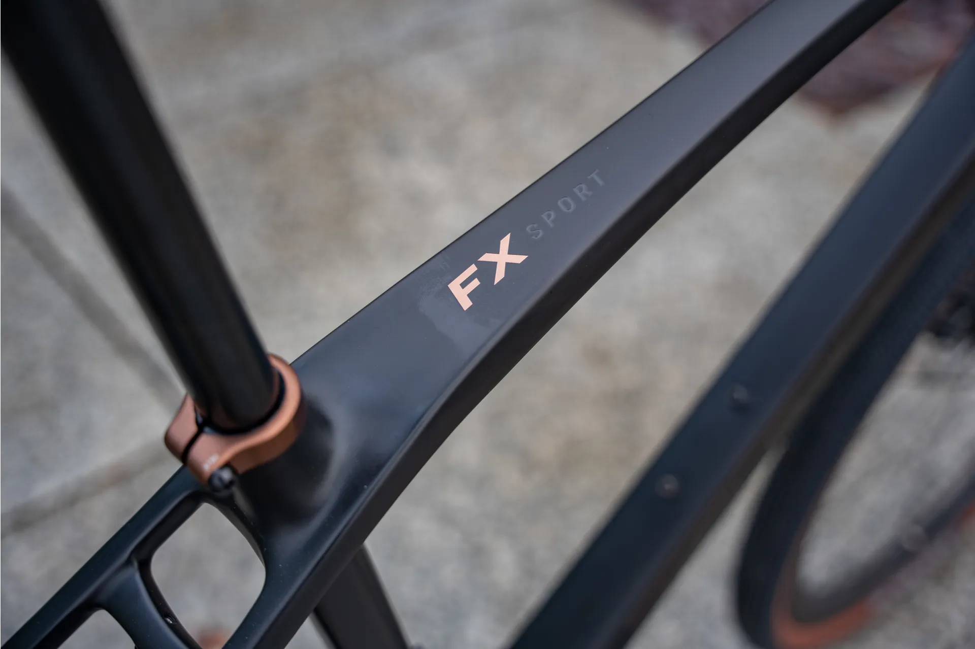 Trek Fx Sport 6 Hybrid Bike 2024 in Carbon Smoke