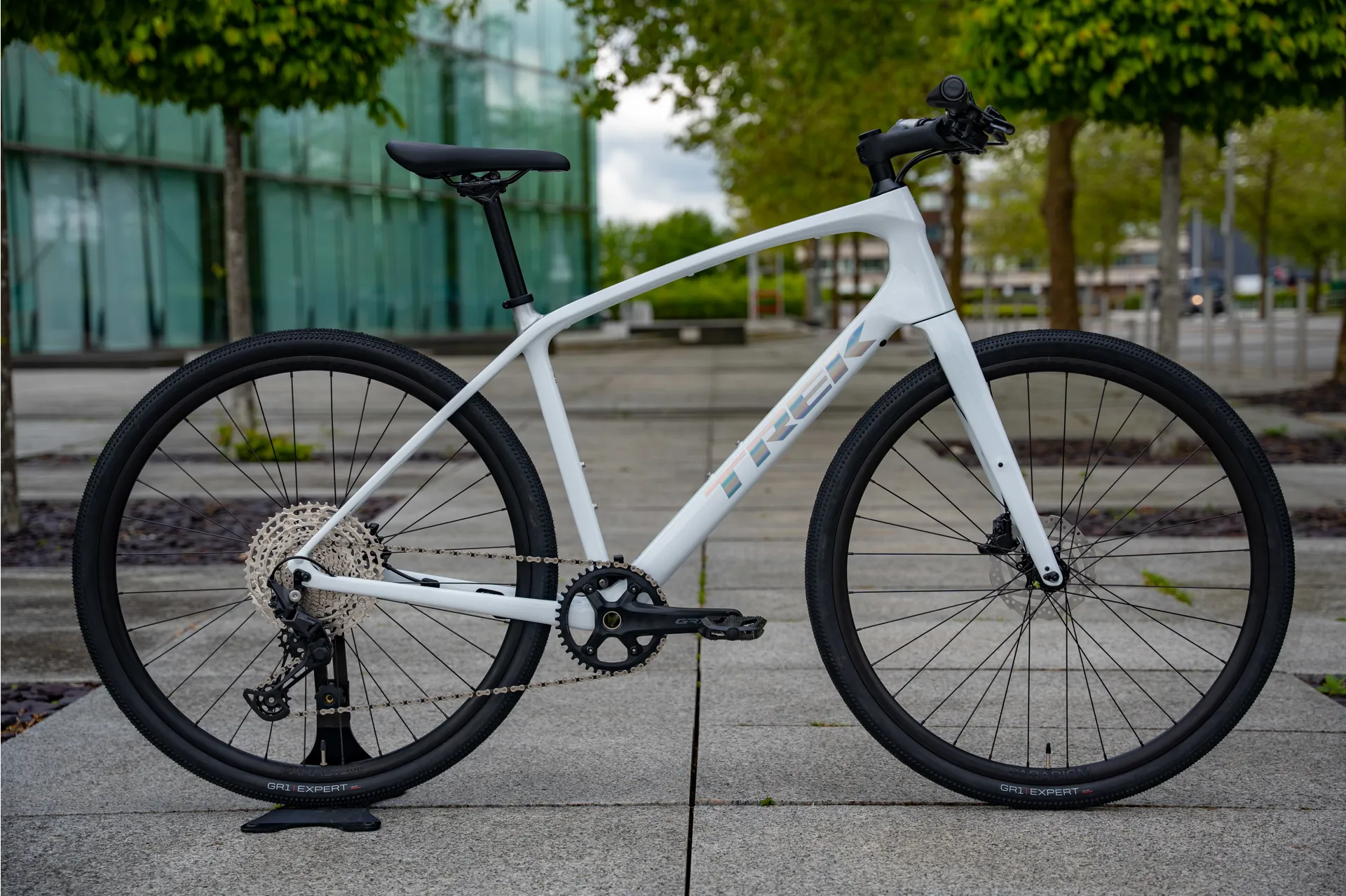 Trek FX Sport 4 Carbon Hybrid Bike 2024 in White