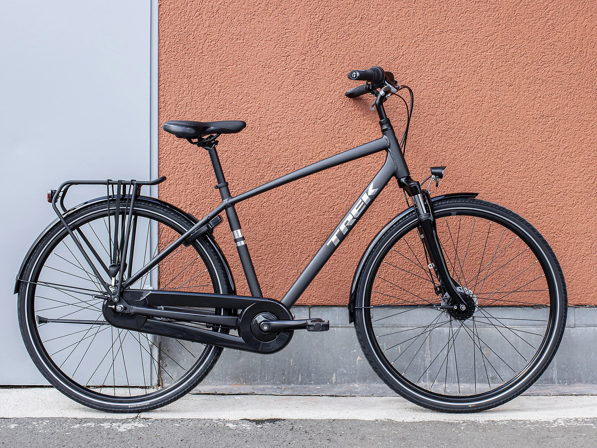 2024 Trek District 1 EQ Hybrid Bike in Black