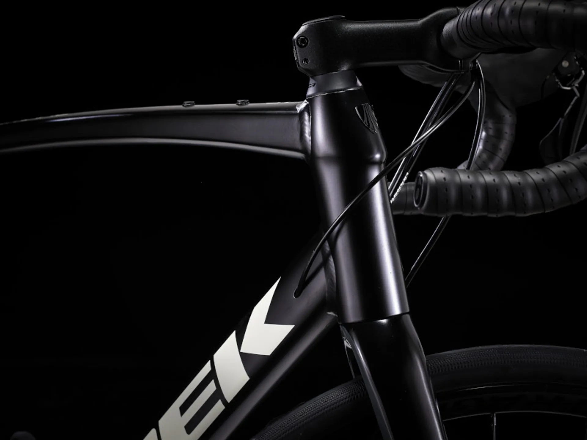 Trek Domane AL 5 Gen 4 Road Bike 2026 in Trek Black