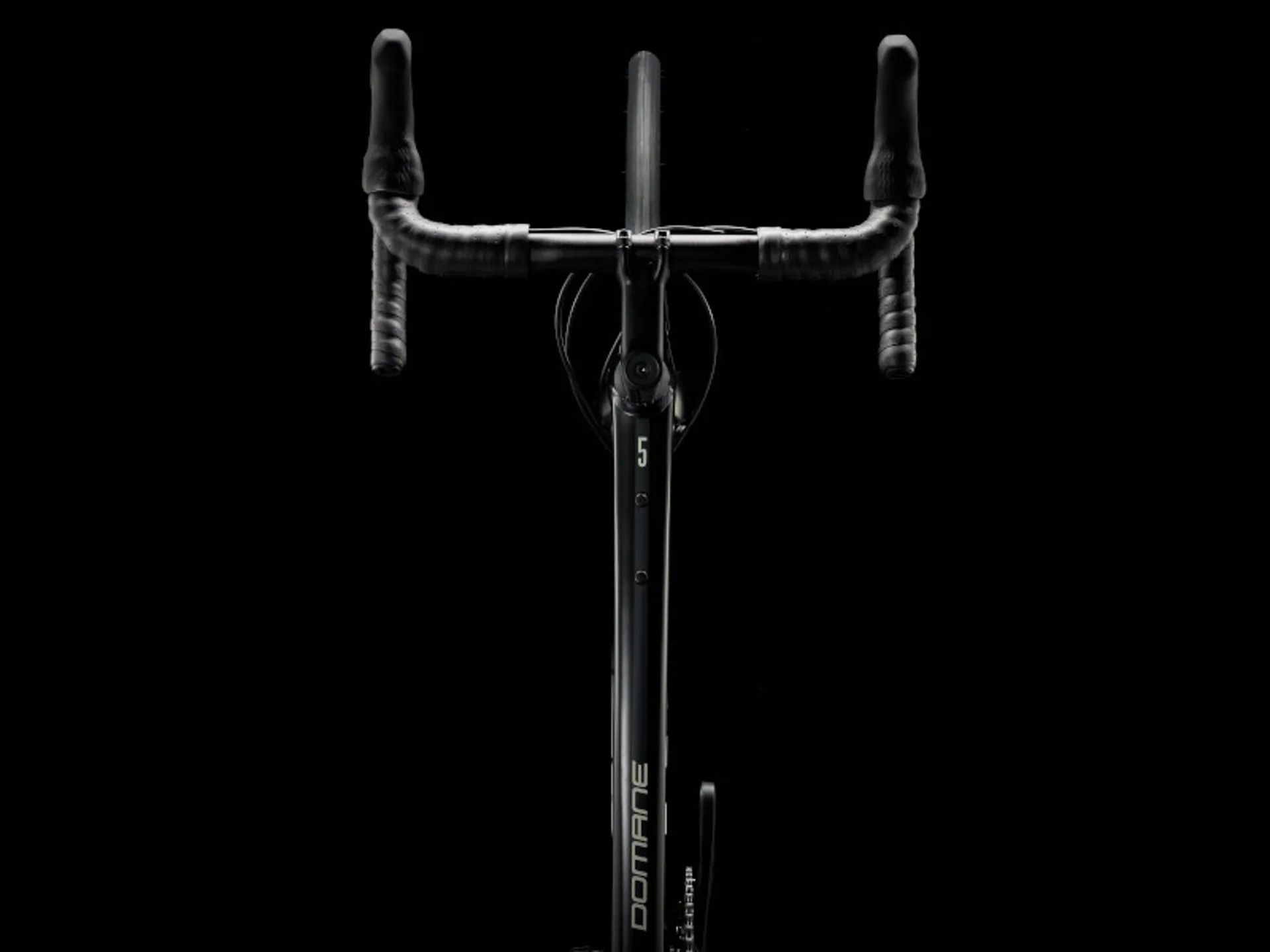 Trek Domane AL 5 Gen 4 Road Bike 2026 in Trek Black