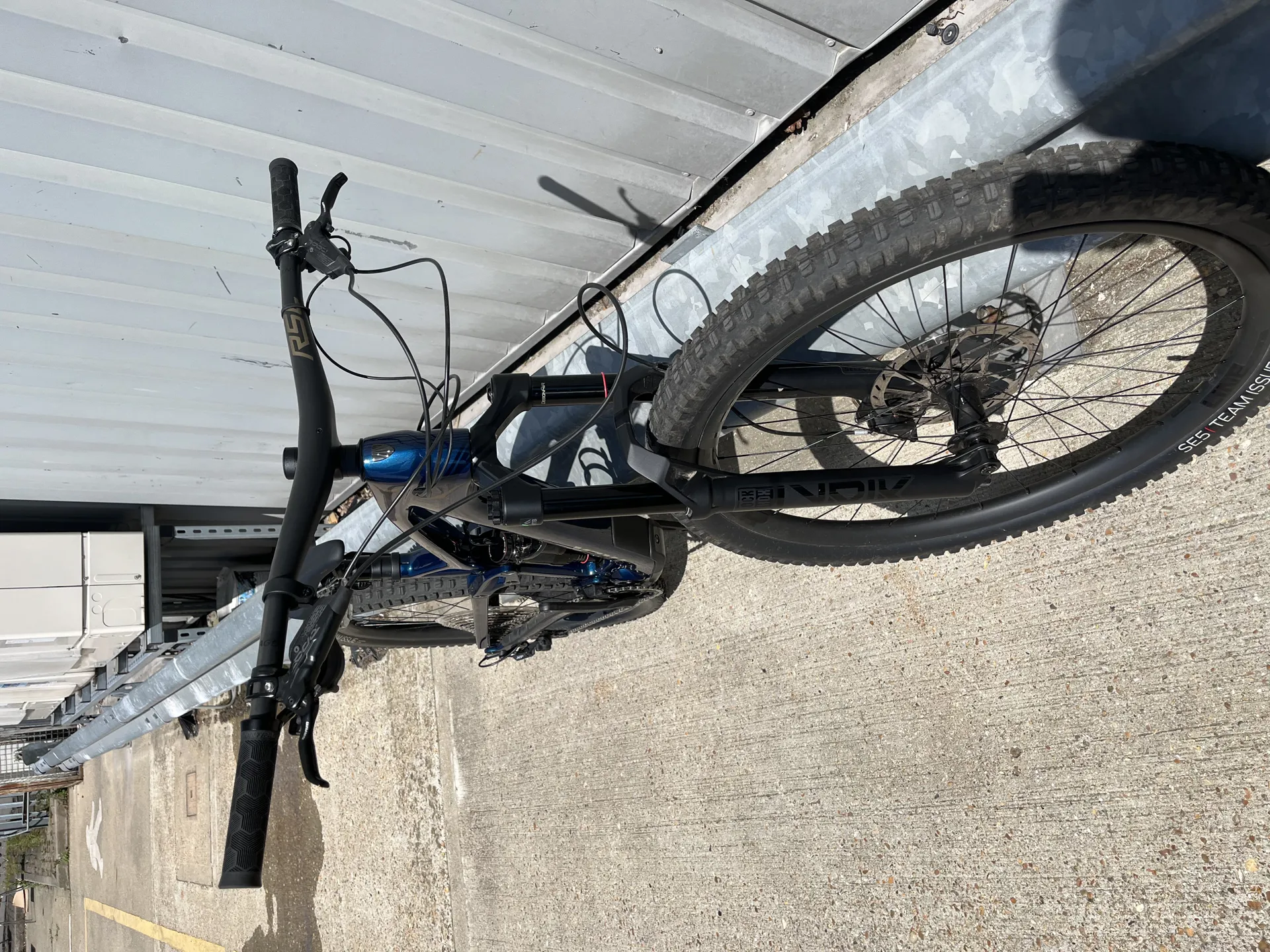 EX DEMO Trek Fuel EXe 9.8 XT Electric Mountain Bike Medium 2025 in ...