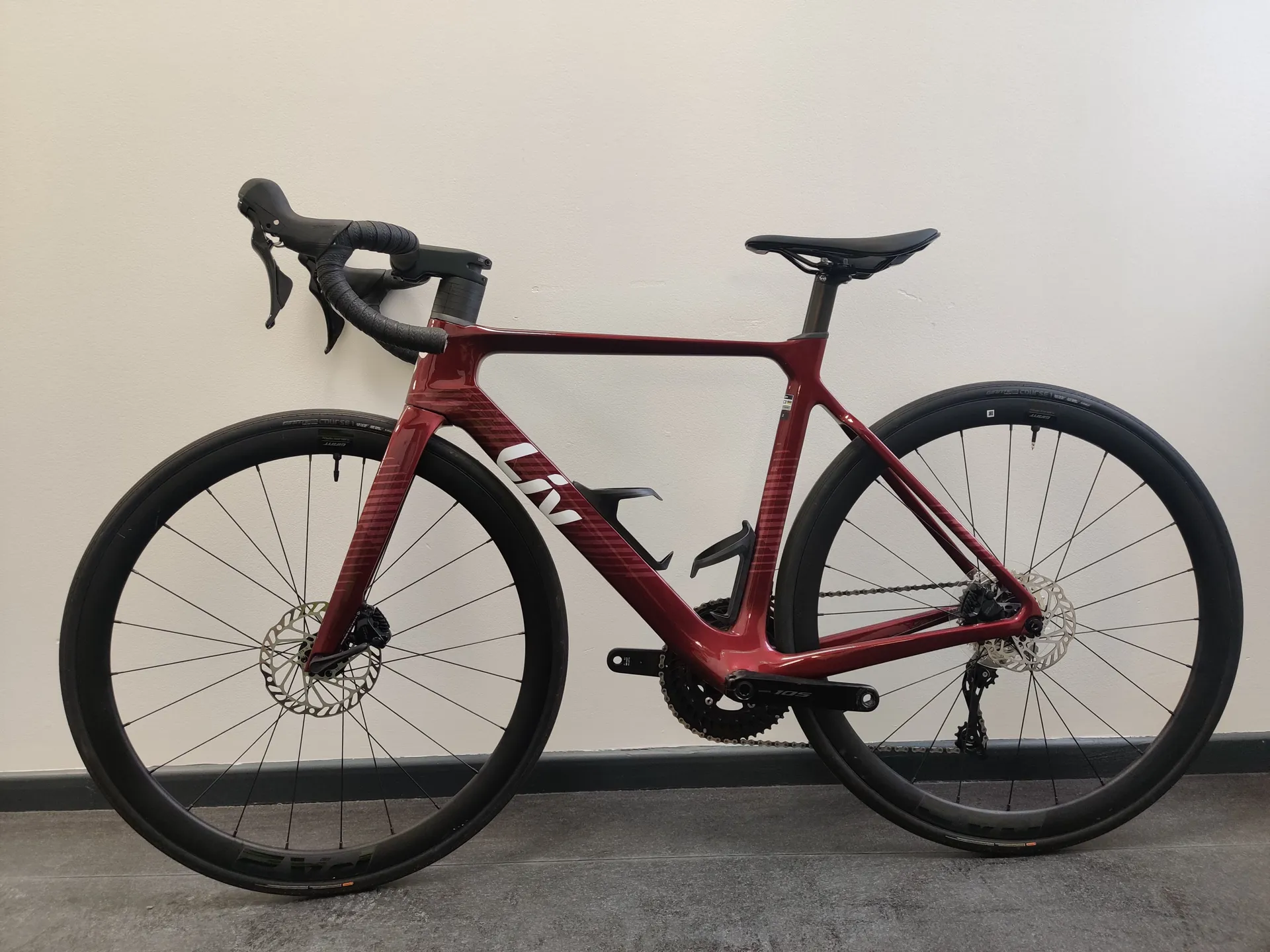 EX DEMO Liv EnviLiv Advanced 2 Road Bike Small 2024 In Sangria