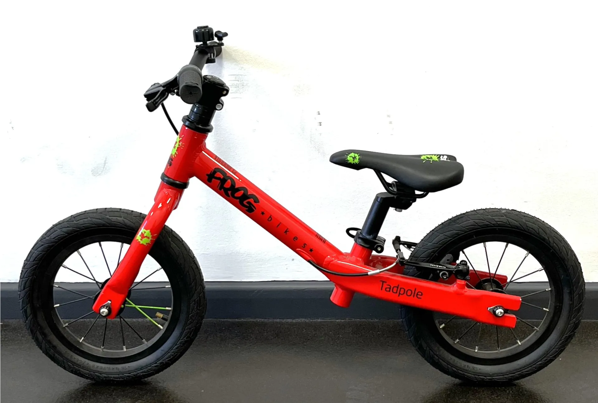 EX DISPLAY Frog Tadpole Balance Bike 12 inch Wheel 2023 in Red