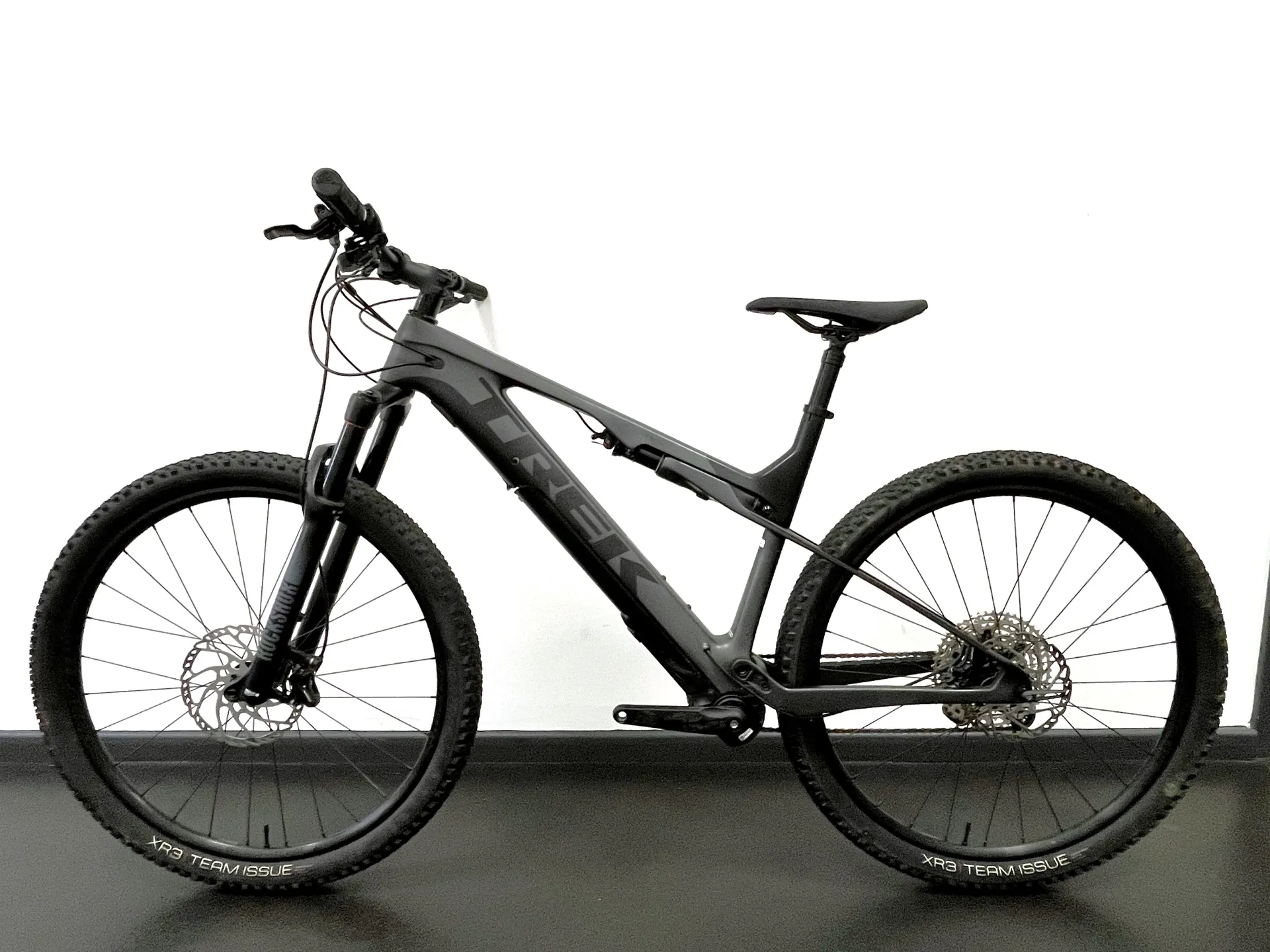 EX DEMO Trek E-Caliber 9.6 Electric Mountain Bike X-Large 2024 in Grey ...