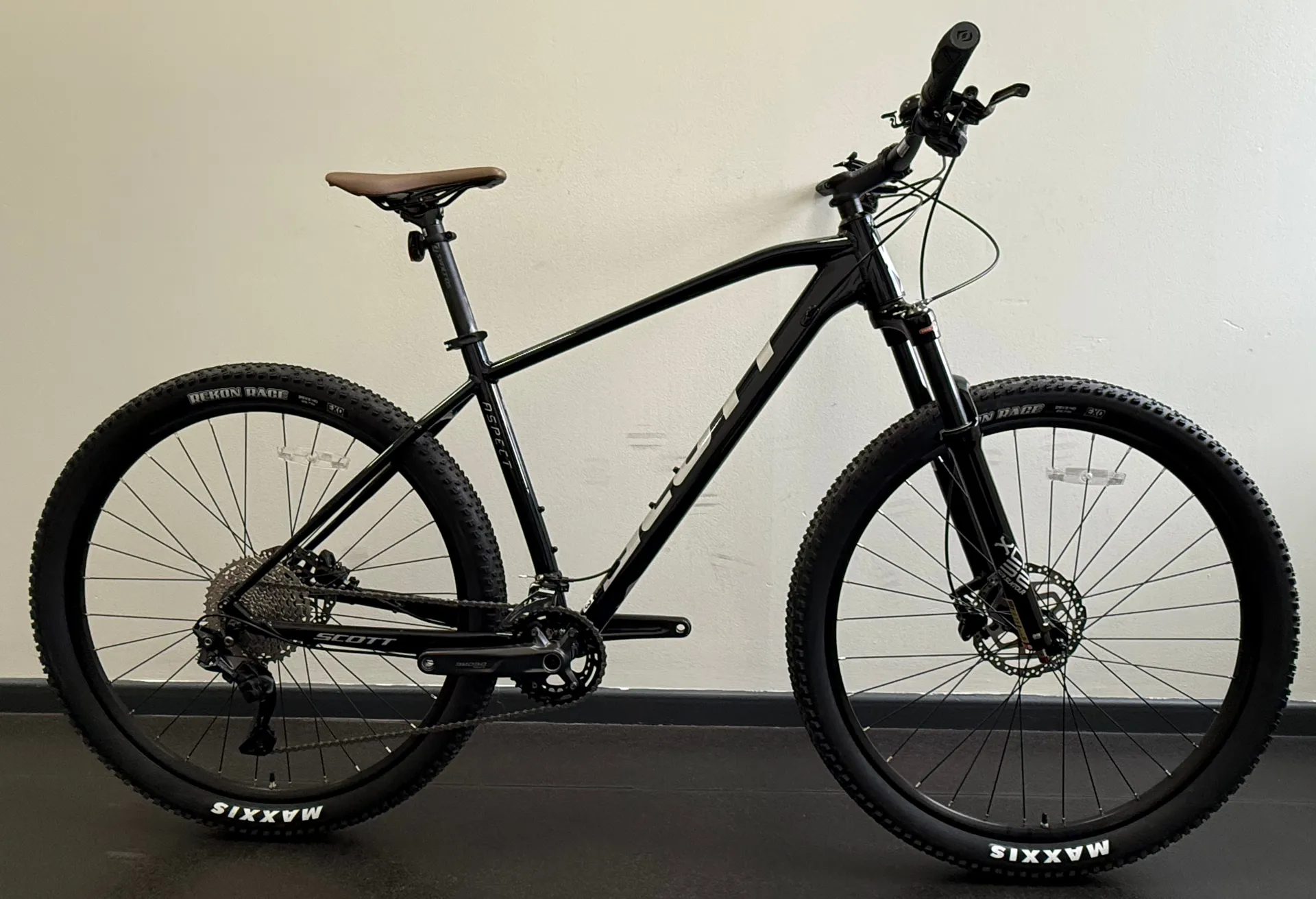 EX DEMO Scott Aspect 920 Large Mountain Bike 2024 in Blue