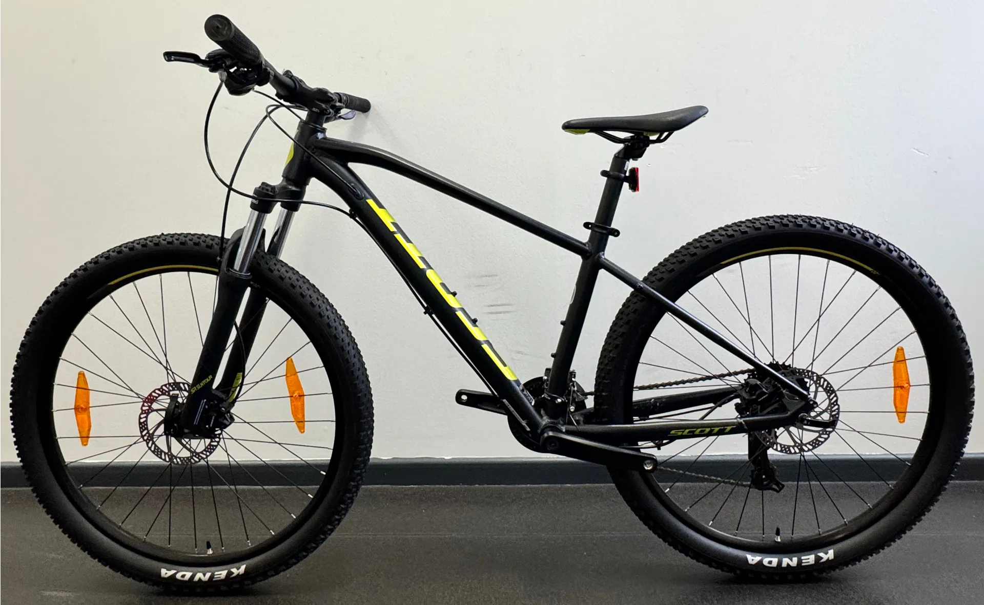 EX DEMO Scott Aspect 760 Small Mountain Bike 2024 in Black