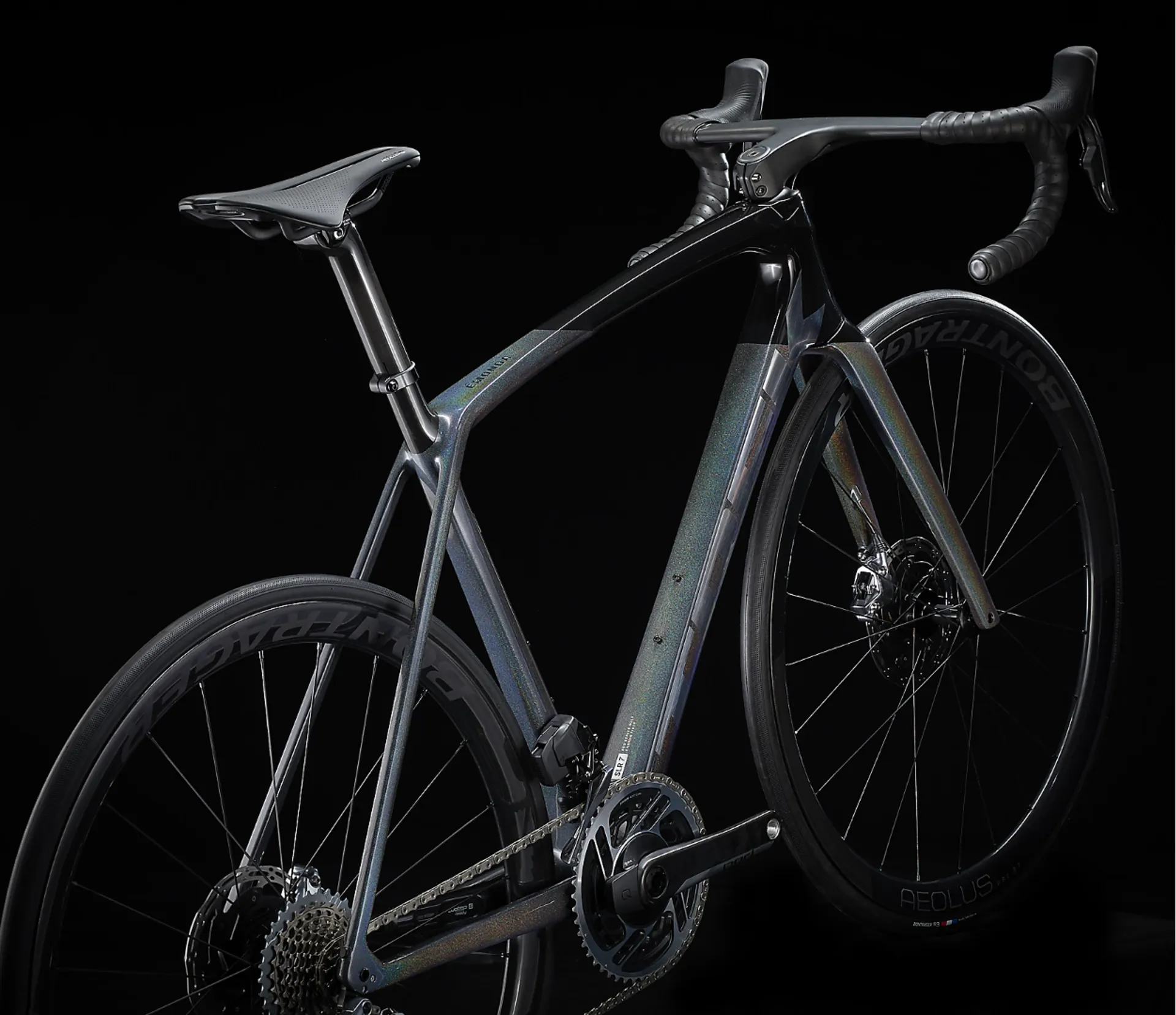 Trek Emonda SLR 9 AXS Carbon Road Bike 2024 in Prismatic/Black