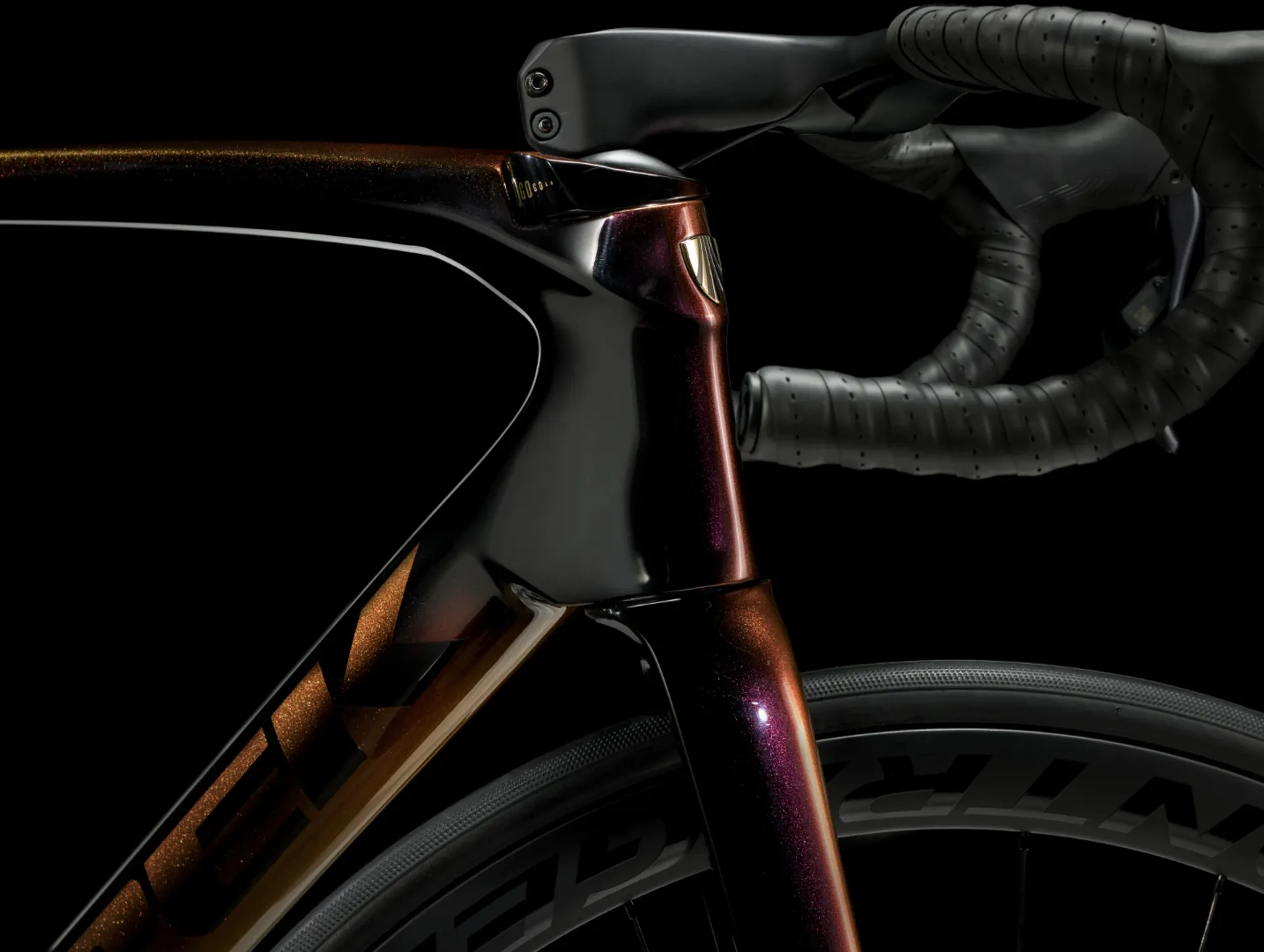 Trek Emonda SLR 7 Carbon Road Bike 2024 in Axinite Flip/Black