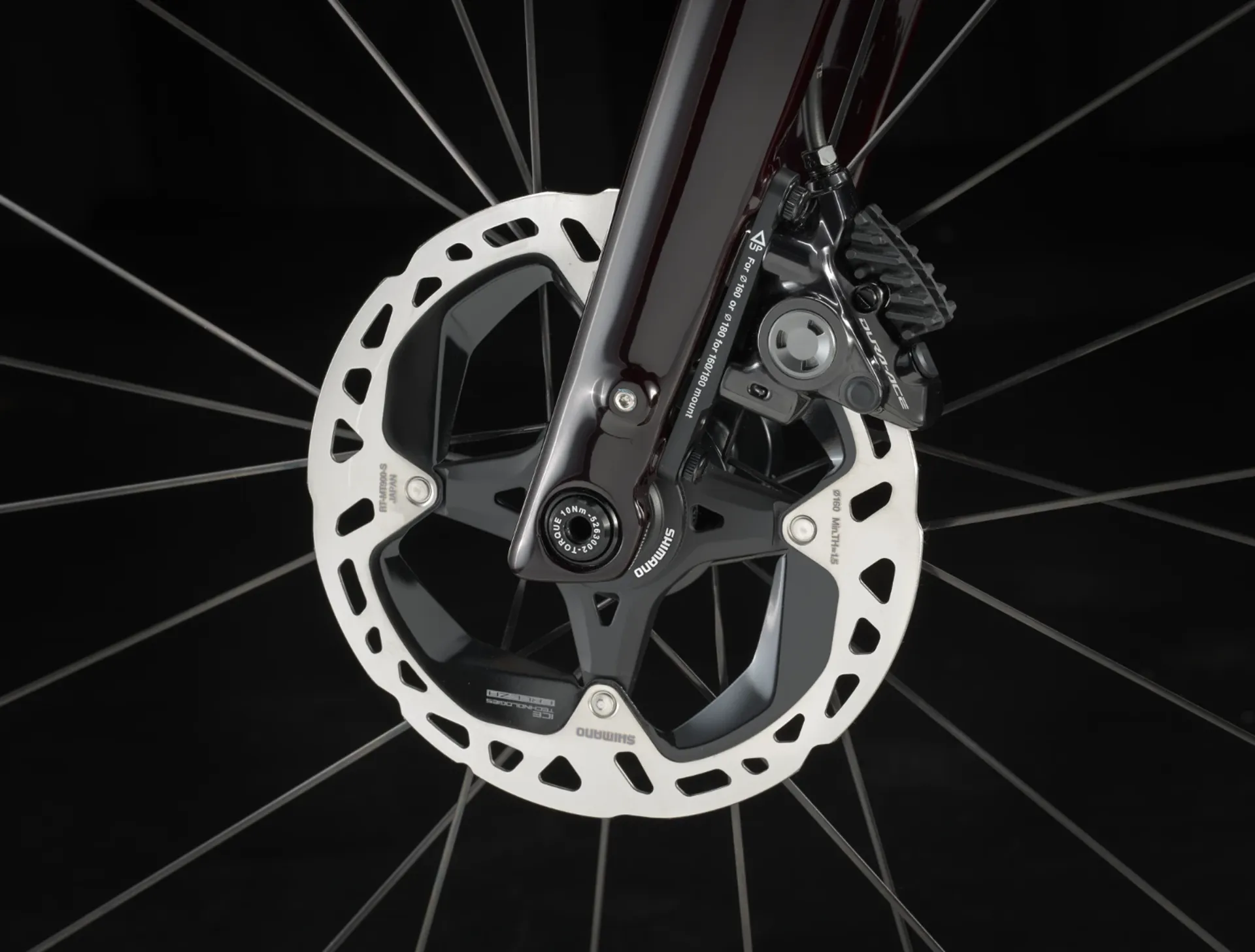 Trek Domane SLR 9 Gen 4 Carbon Road Bike 2025 in Red Carbon Smoke