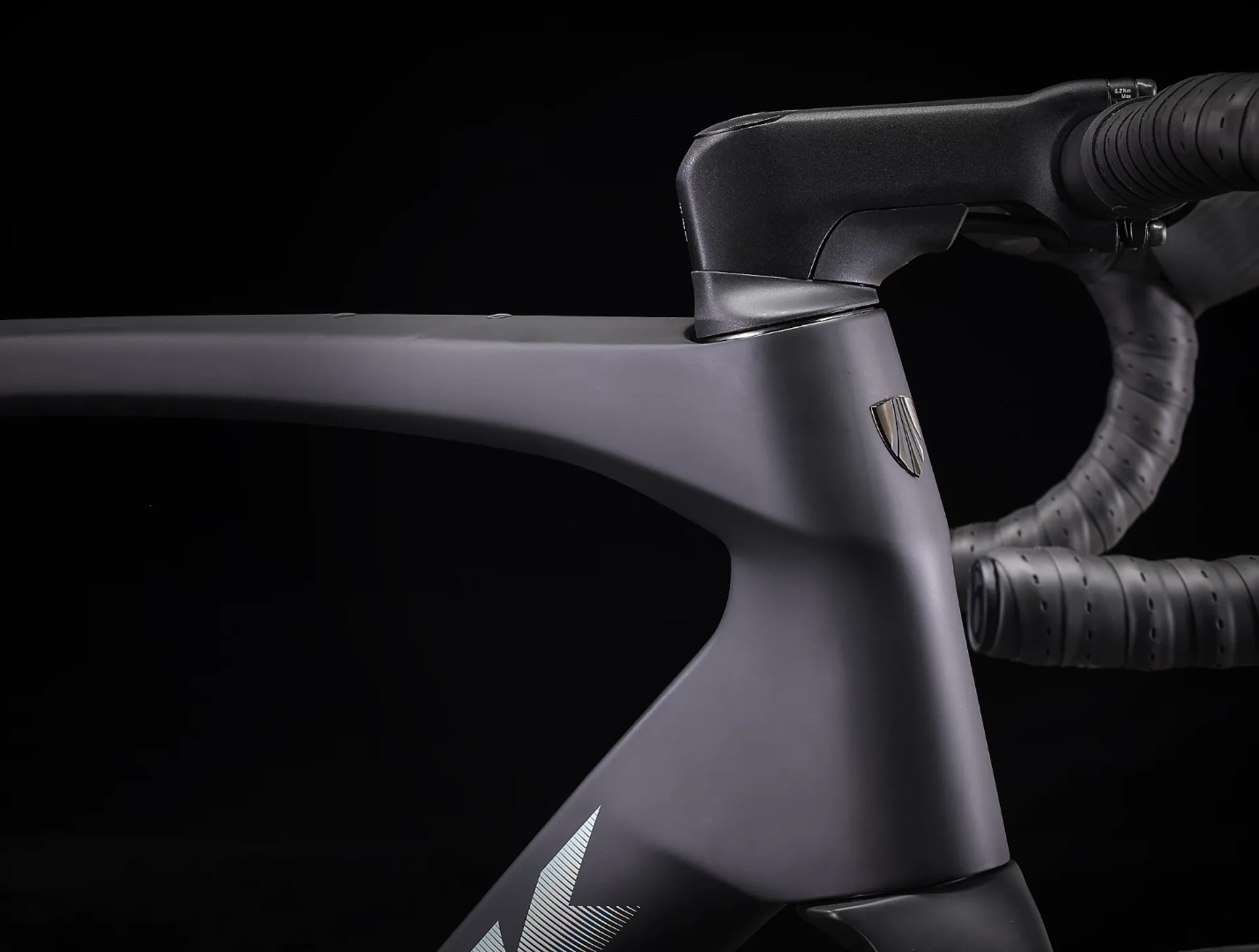 Trek Domane SLR 6 105 Di2 Gen 4 Carbon Road Bike 2024 in Deep Smoke
