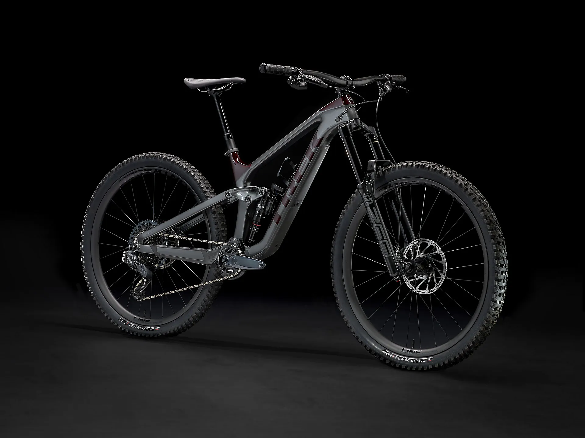 Trek Slash 9.8 GX AXS Full Suspension Mountain Bike 2023 in Grey