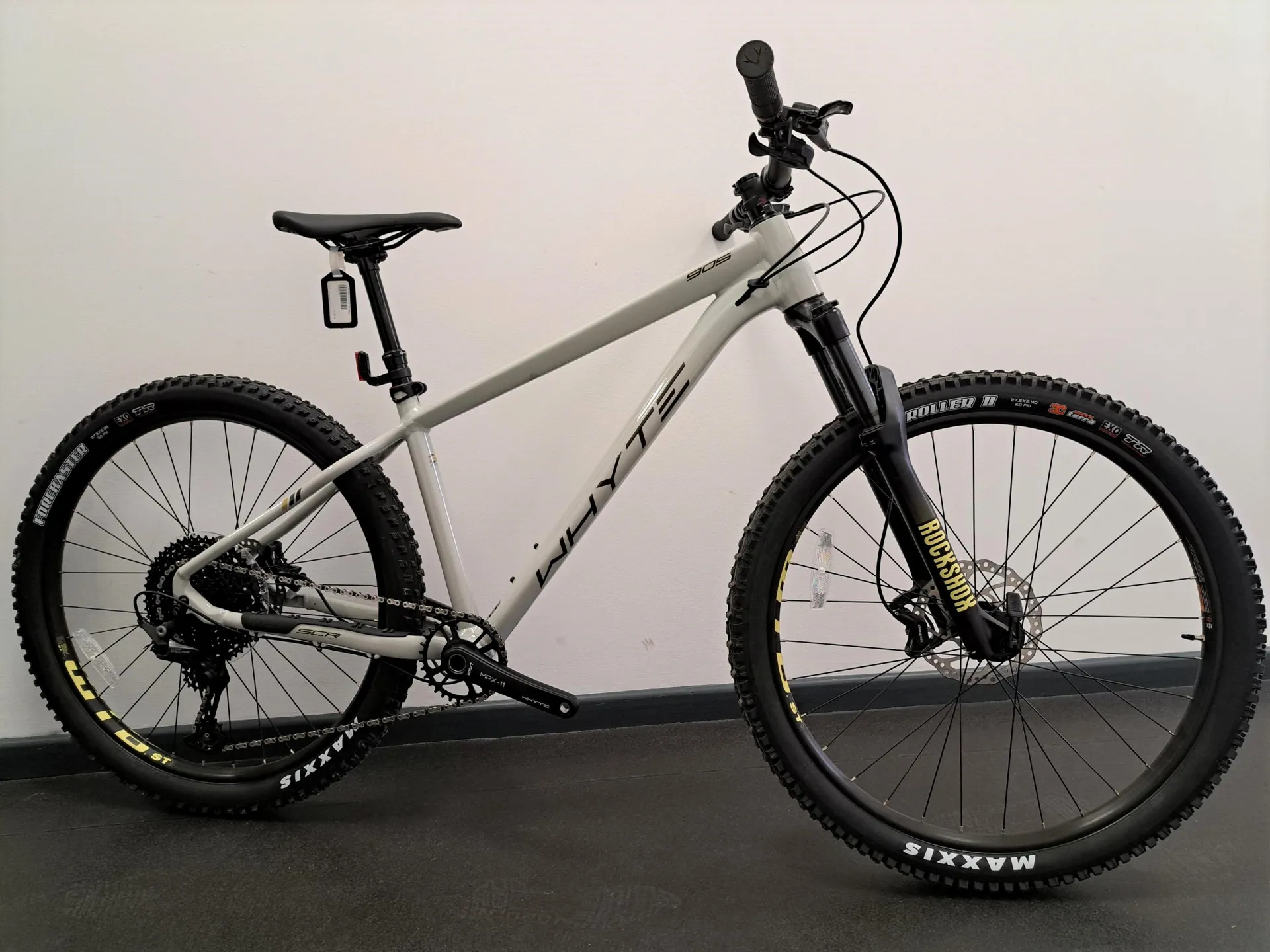 EX DISPLAY Whyte 805 v4 Hardtail Mountain Bike Small 2023 in Glos