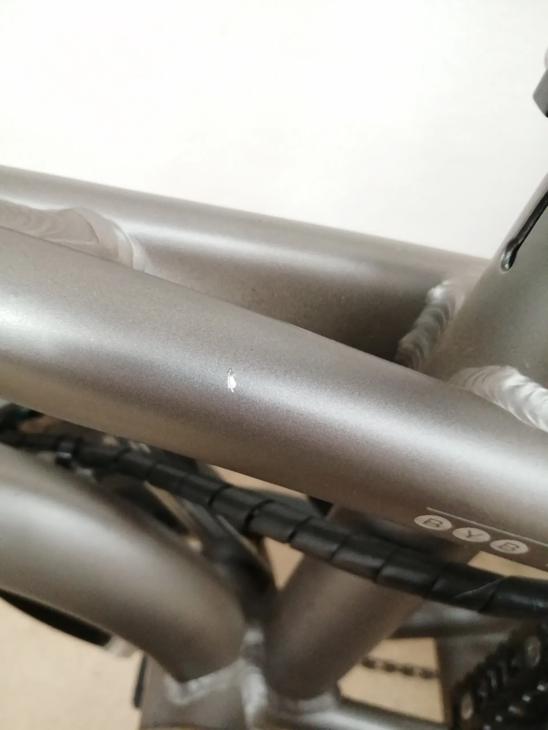 EX DISPLAY Tern BYB S11 Folding Bike 20 inch Wheel 11 Speed 2022 in Silver