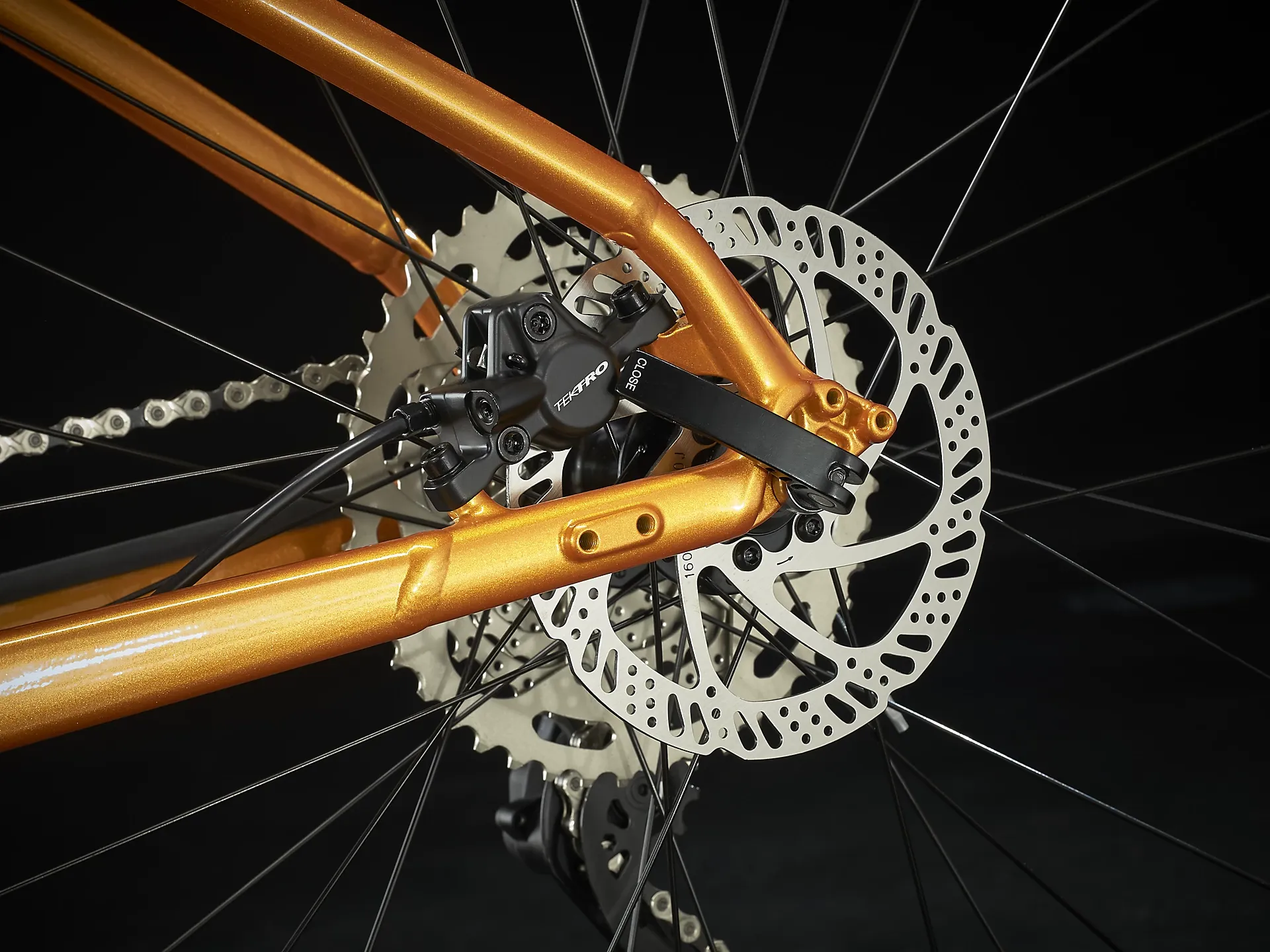 Trek Marlin 6 Hardtail Mountain Bike 2023 in Factory Orange