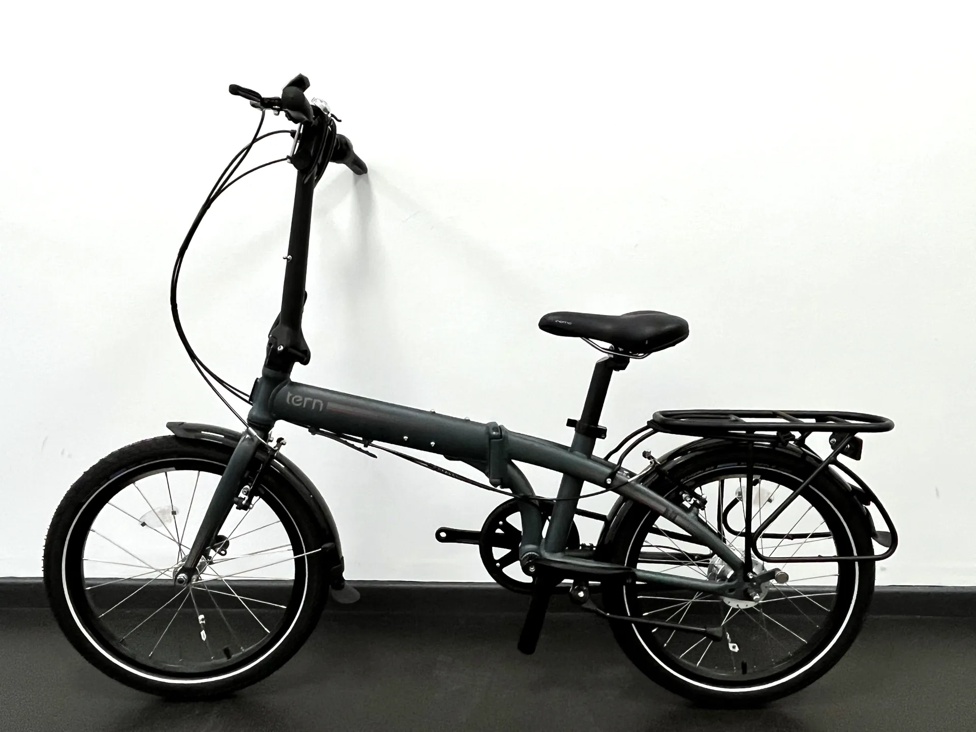 EX-DISPLAY Tern Link D7I Folding Bike 2023 in Grey