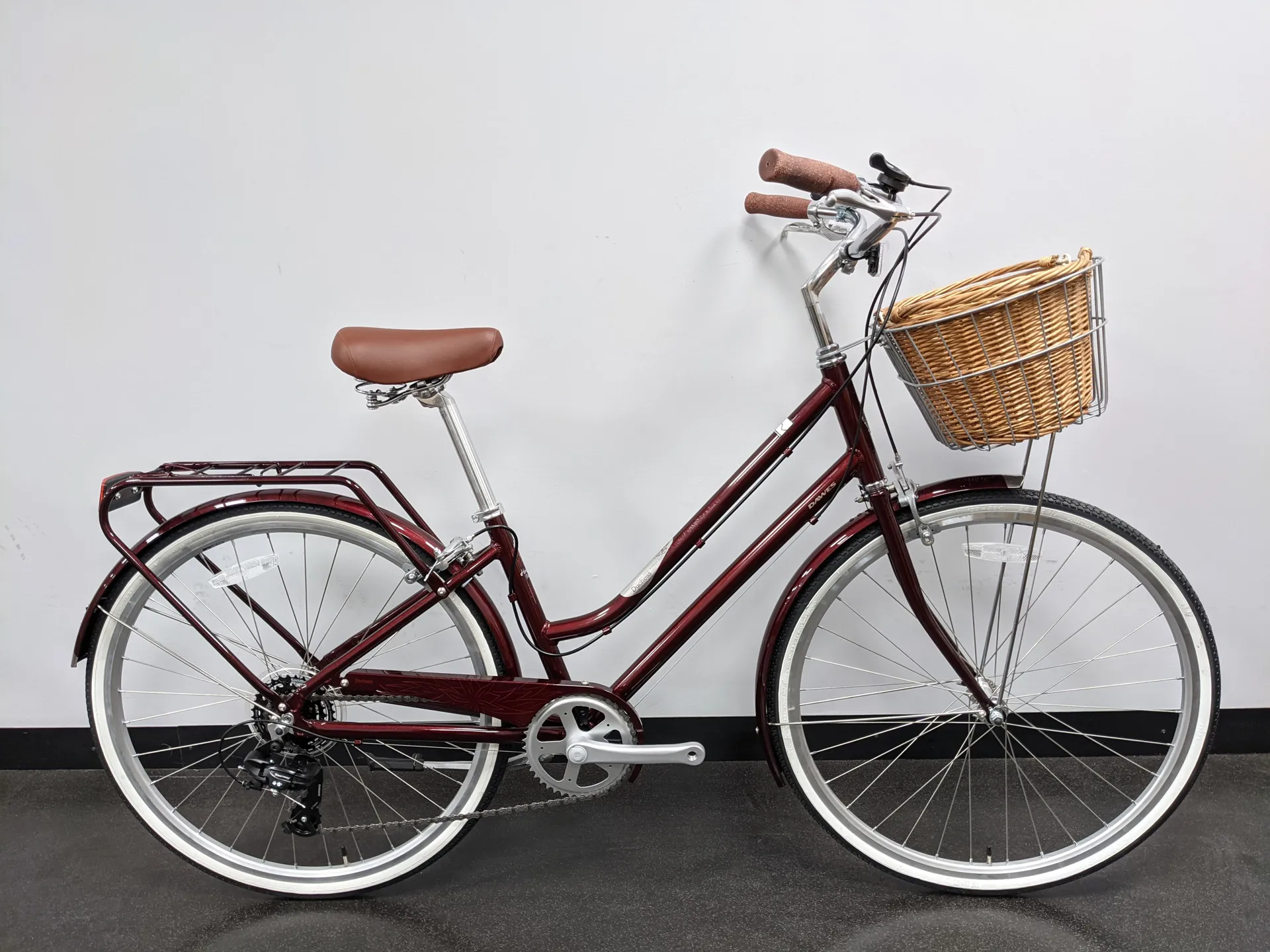 EX-DISPLAY Dawes Duchess Deluxe Step Through Womens Hybrid Bike 15/26 ...