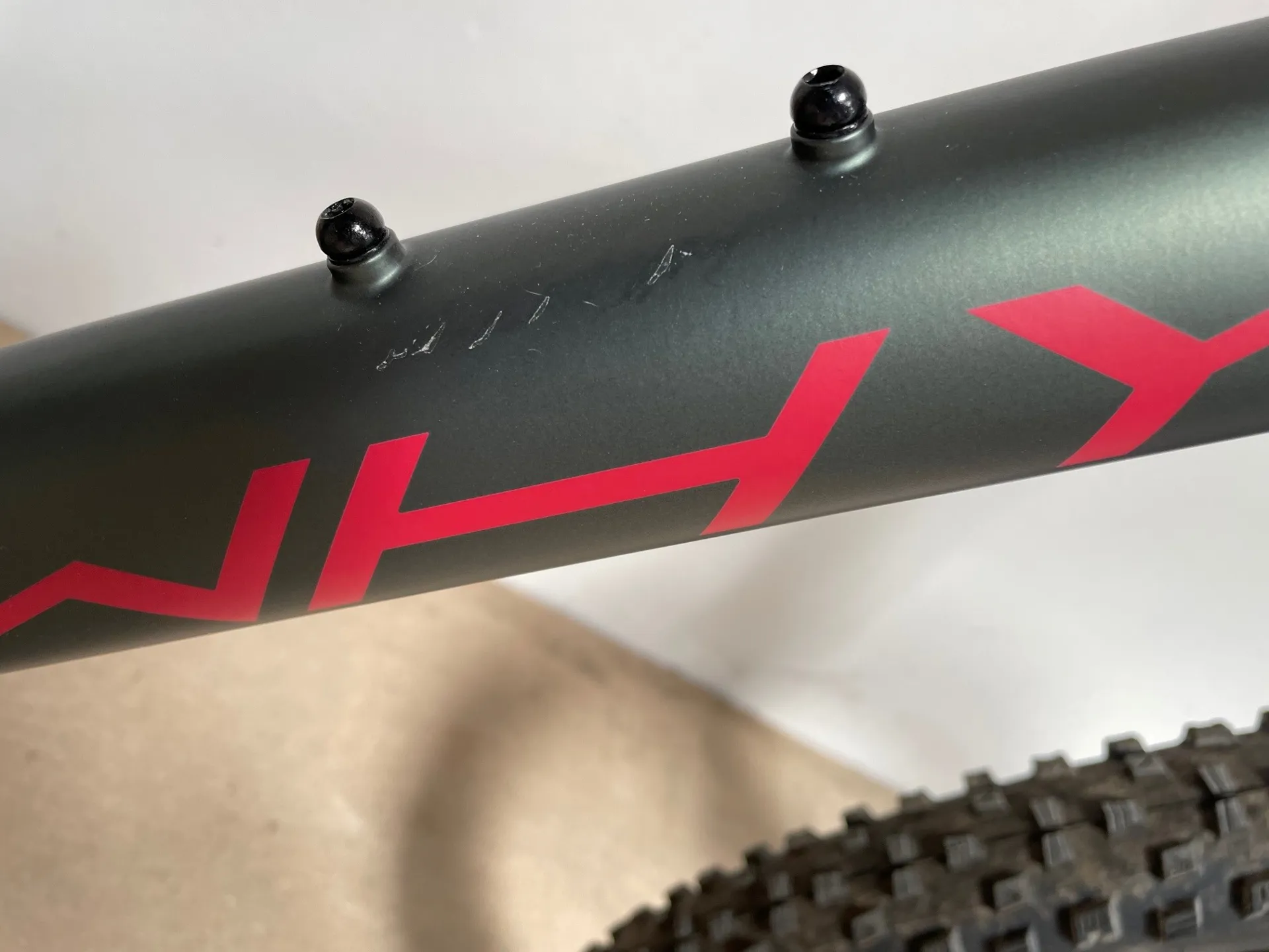 EX-DEMO Whyte 429 V2 Mountain Bike Medium 2022 in Green