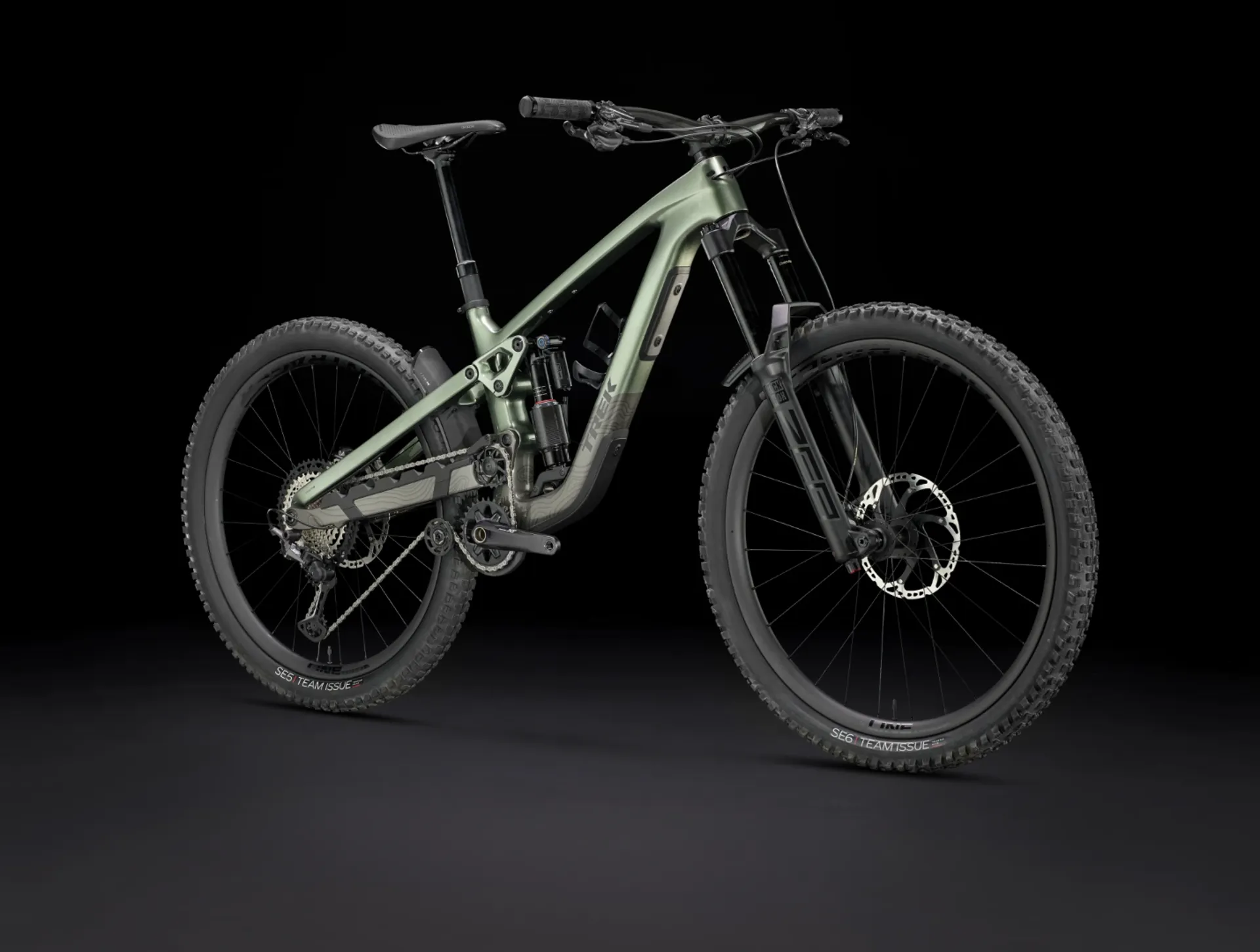 Trek Slash 9.8 XT Gen 6 Full Suspension Mountain Bike 2024 in Lichen Green