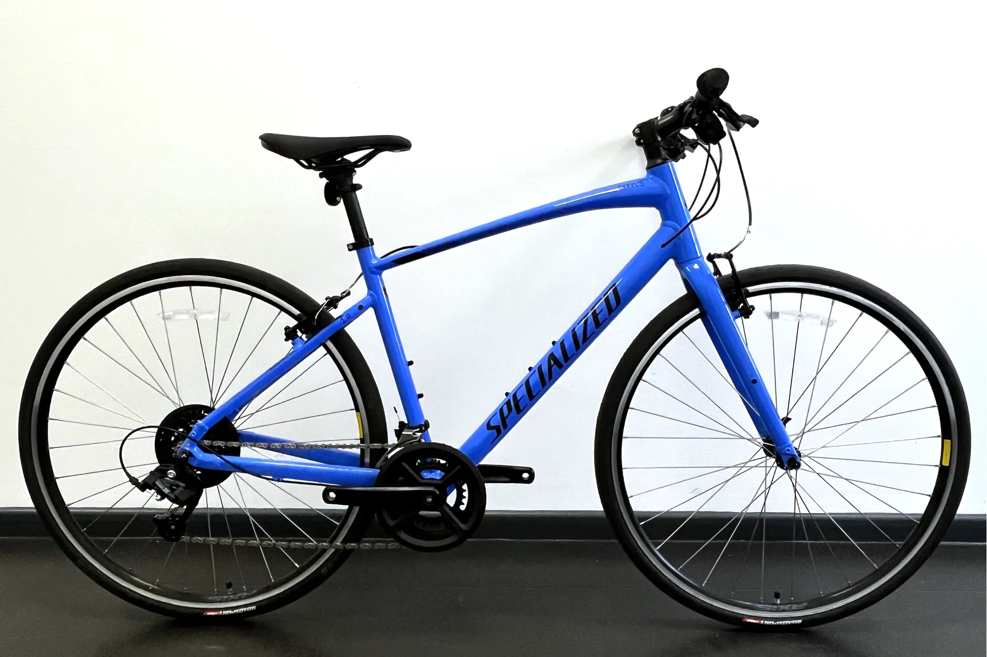 EX DISPLAY Specialized Sirrus 1.0 Hybrid Bike Medium 2022 in Sky Blue