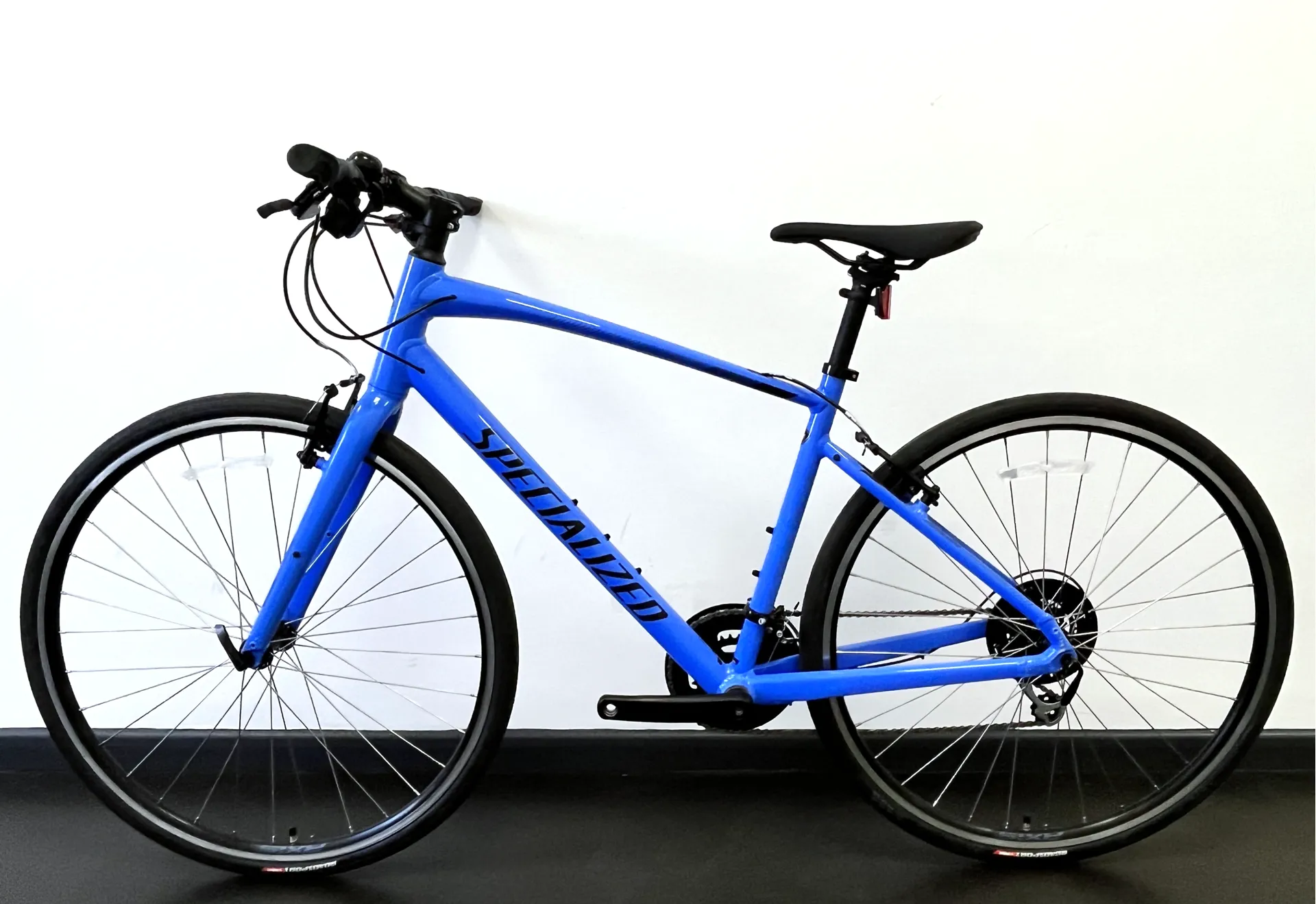 EX DISPLAY Specialized Sirrus 1.0 Hybrid Bike Medium 2022 in Sky Blue