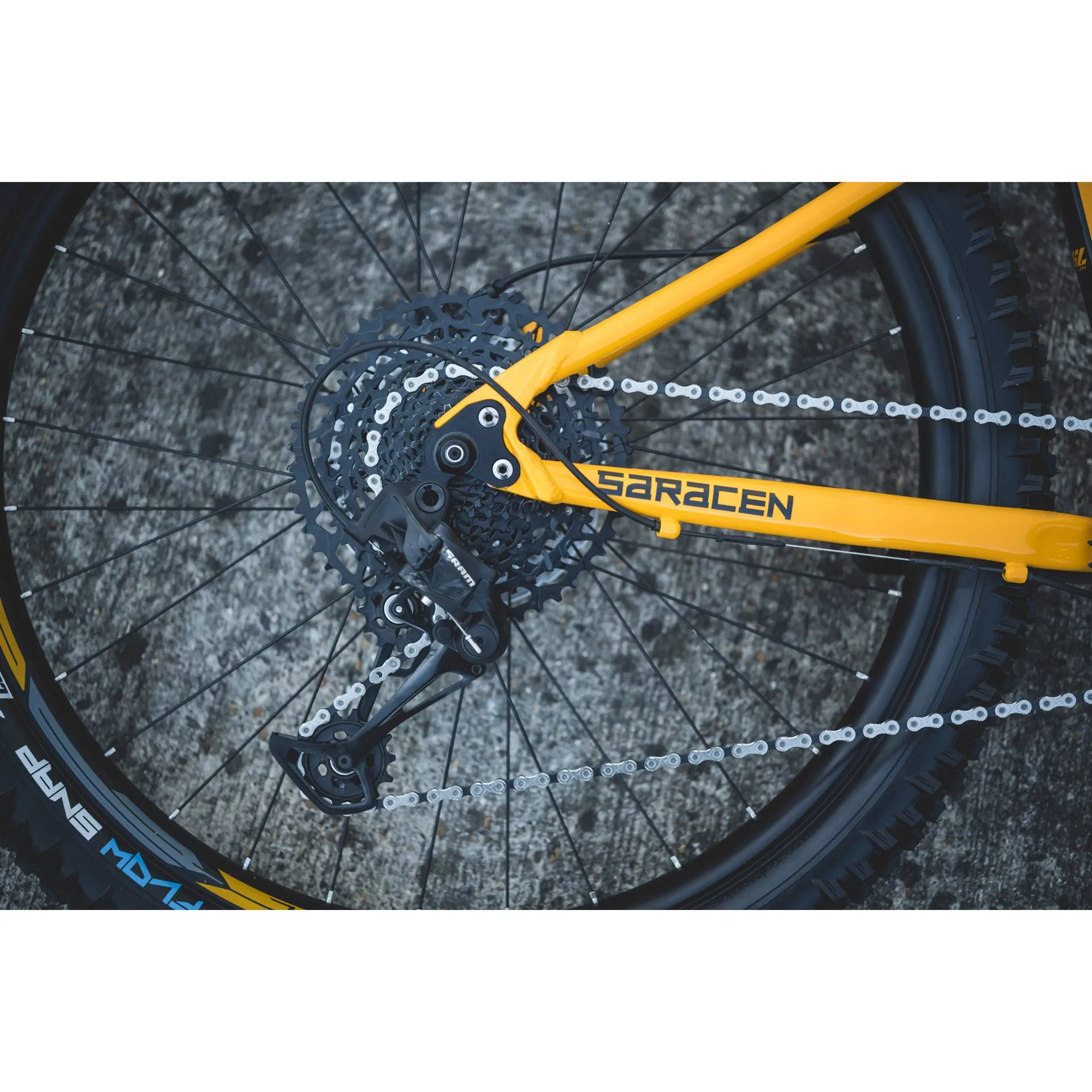 Saracen Mantra LSL Trail Mens Hardtail Mountain Bike 2020 in Yellow