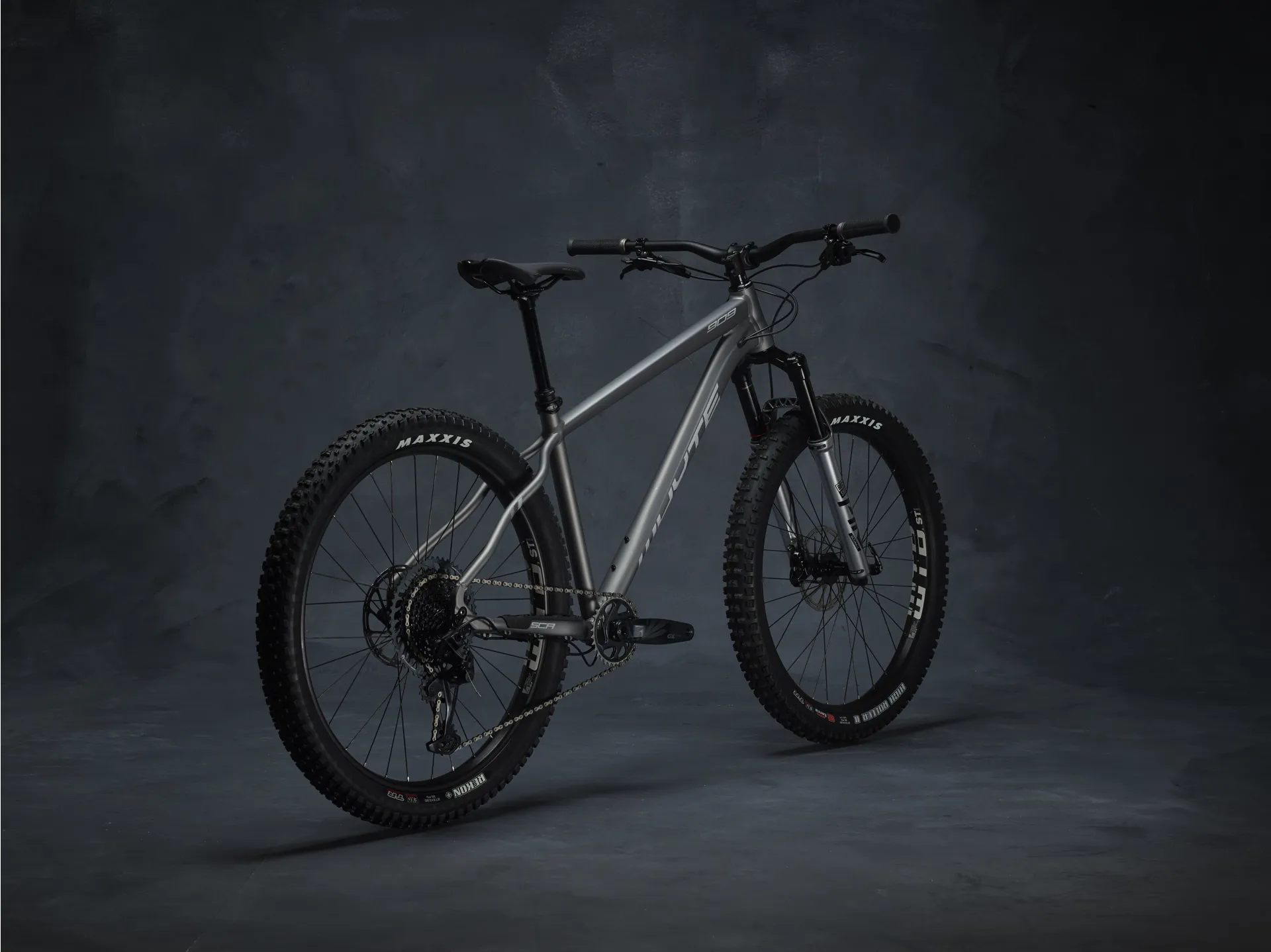 Whyte 909 V3 Hardtail Trail Mountain Bike 2021 in Matt Zinc Size Small