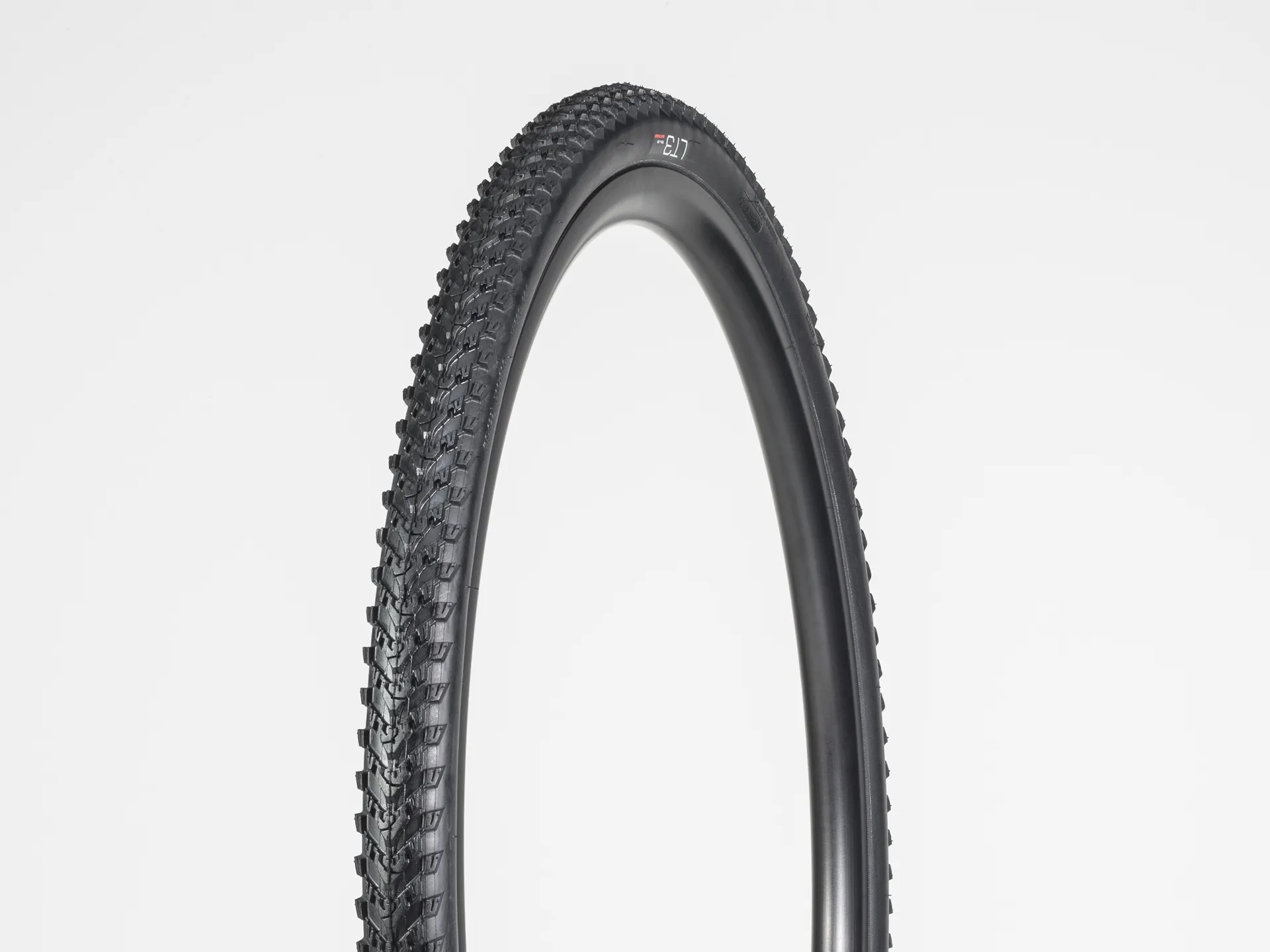 Bontrager LT3 700x38c Hybrid Bike Tyre in Black