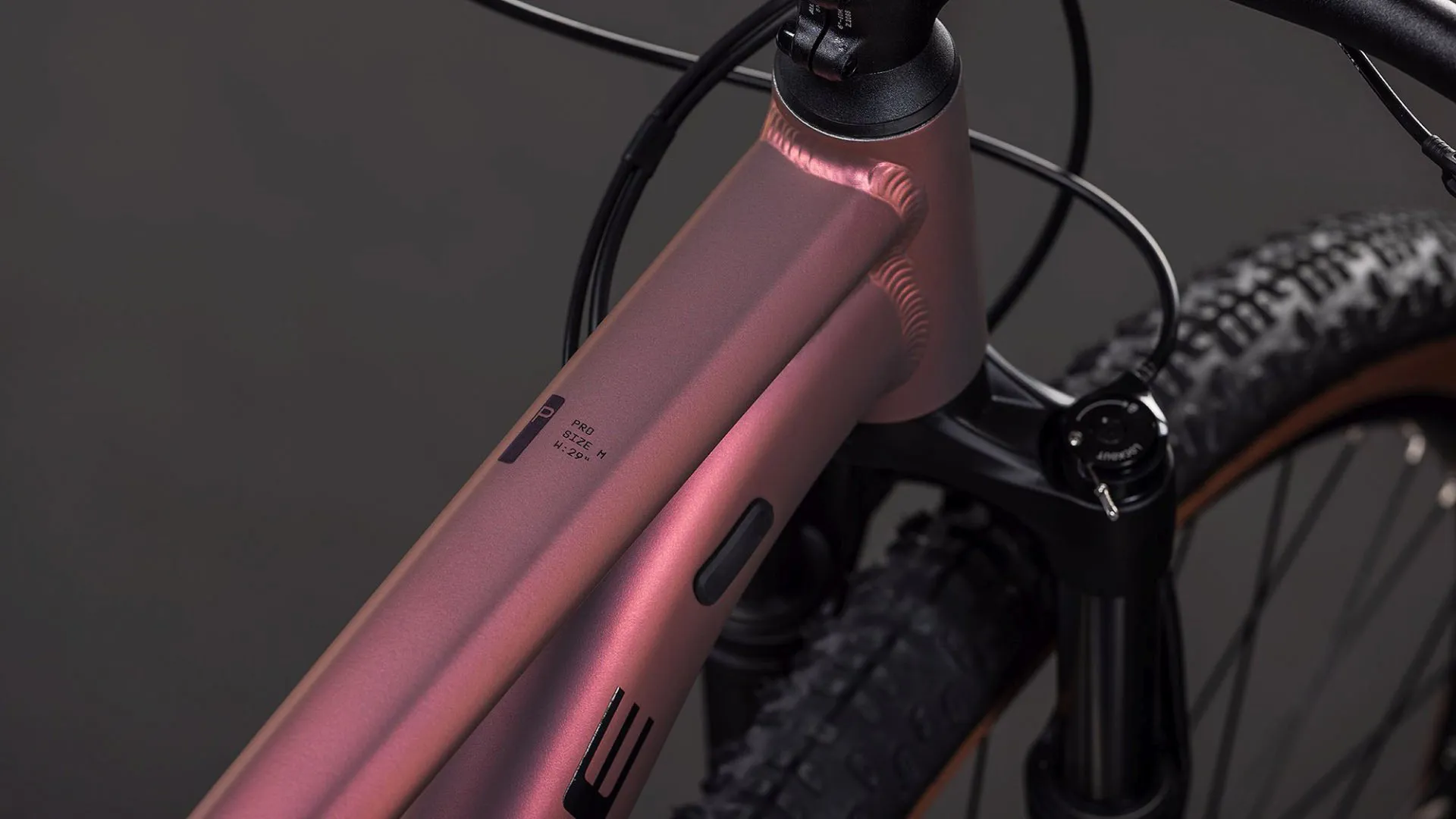 Cube Reaction Pro Hardtail Mountain Bike 2026 in Shiftblush/Black